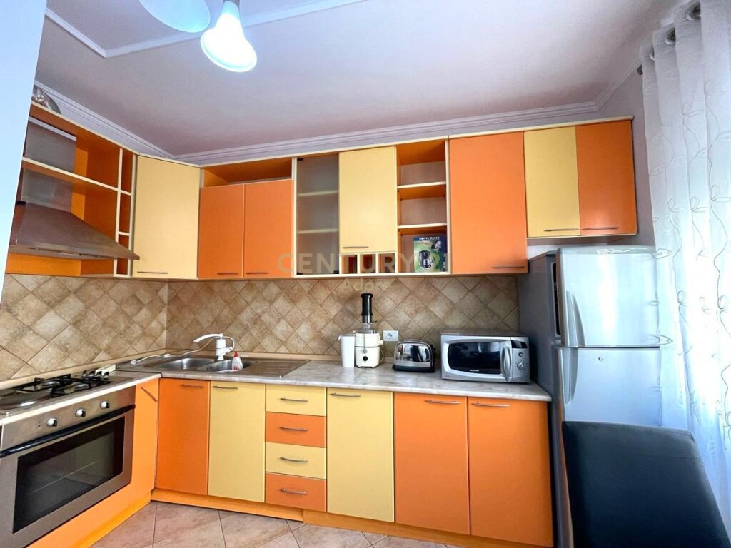 Apartament 2+1 per Qira ne Myslym Shyr! | njoftime.com Apartament 2+1 per Qira ne Myslym Shyr! | njoftime.com